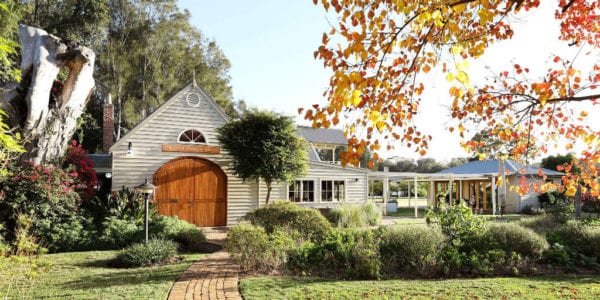 29 Best Dog Friendly Wineries, Bars & Cafes In Hunter Valley
