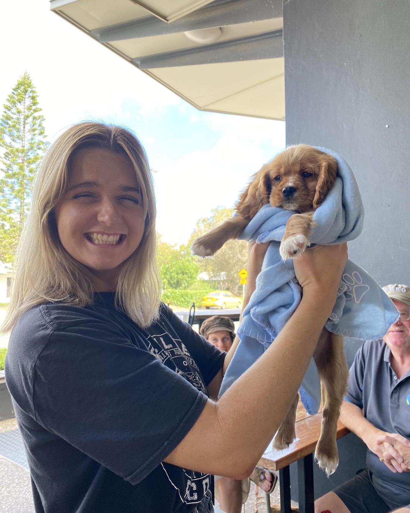 High Tide Bar Grill Cafe Dog Friendly Cafe Bar In Mudjimba Beach High Tide Bar Grill Cafe Dog Friendly Cafe Bar In Mudjimba Beach